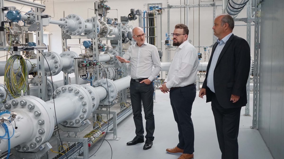 Besuch von Herrn Martin Gassner-Herz MdB der FDP bei RMA Rheinau GmbH ...